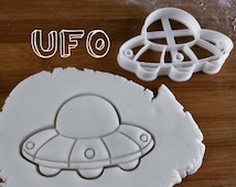Popular items for alien cookie cutter on Etsy