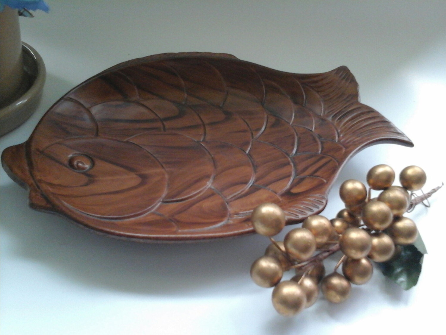 Ceramic CALIF USA CAL Fish Shaped Plate Serving Dish. Brown Wood ...