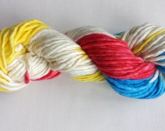 Popular items for blue yarn on Etsy