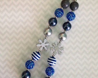 Chunky Snowflake Necklace