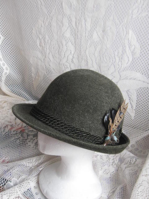 Rein haar Hat Vintage Green Wool Felt Yodeling Hat with