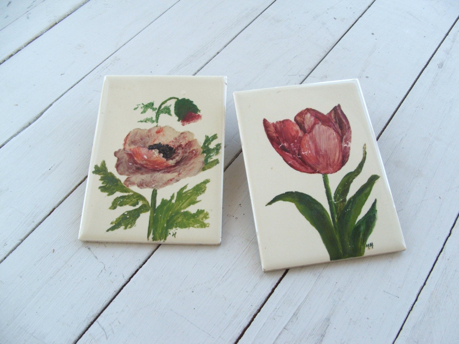 2 Vintage Hand Painted Ceramic Tiles Tulip & by lookonmytreasures