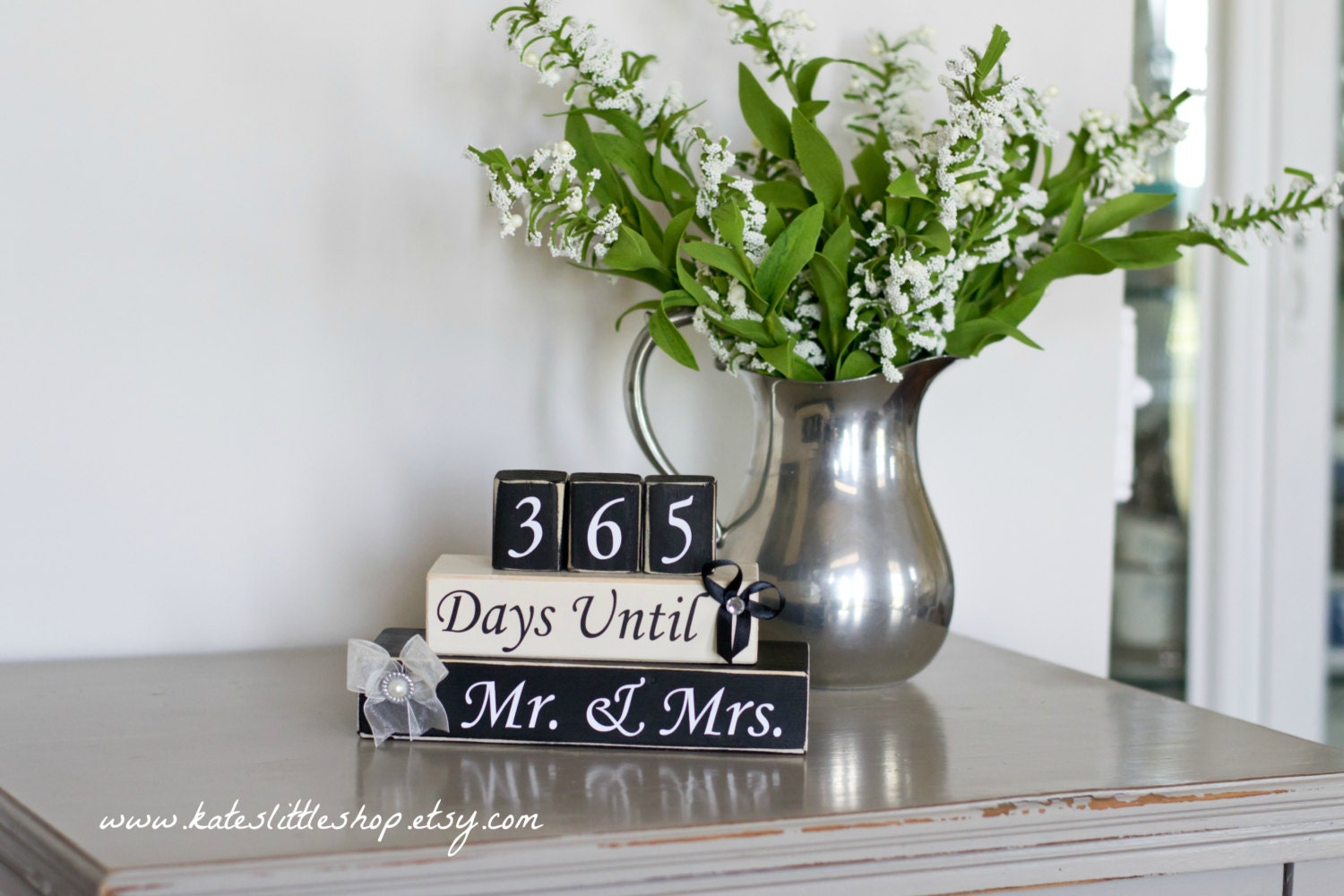 Custom Wedding Countdown. Countdown to Wedding. by KatesLittleShop