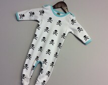 Popular items for skull baby clothes on Etsy