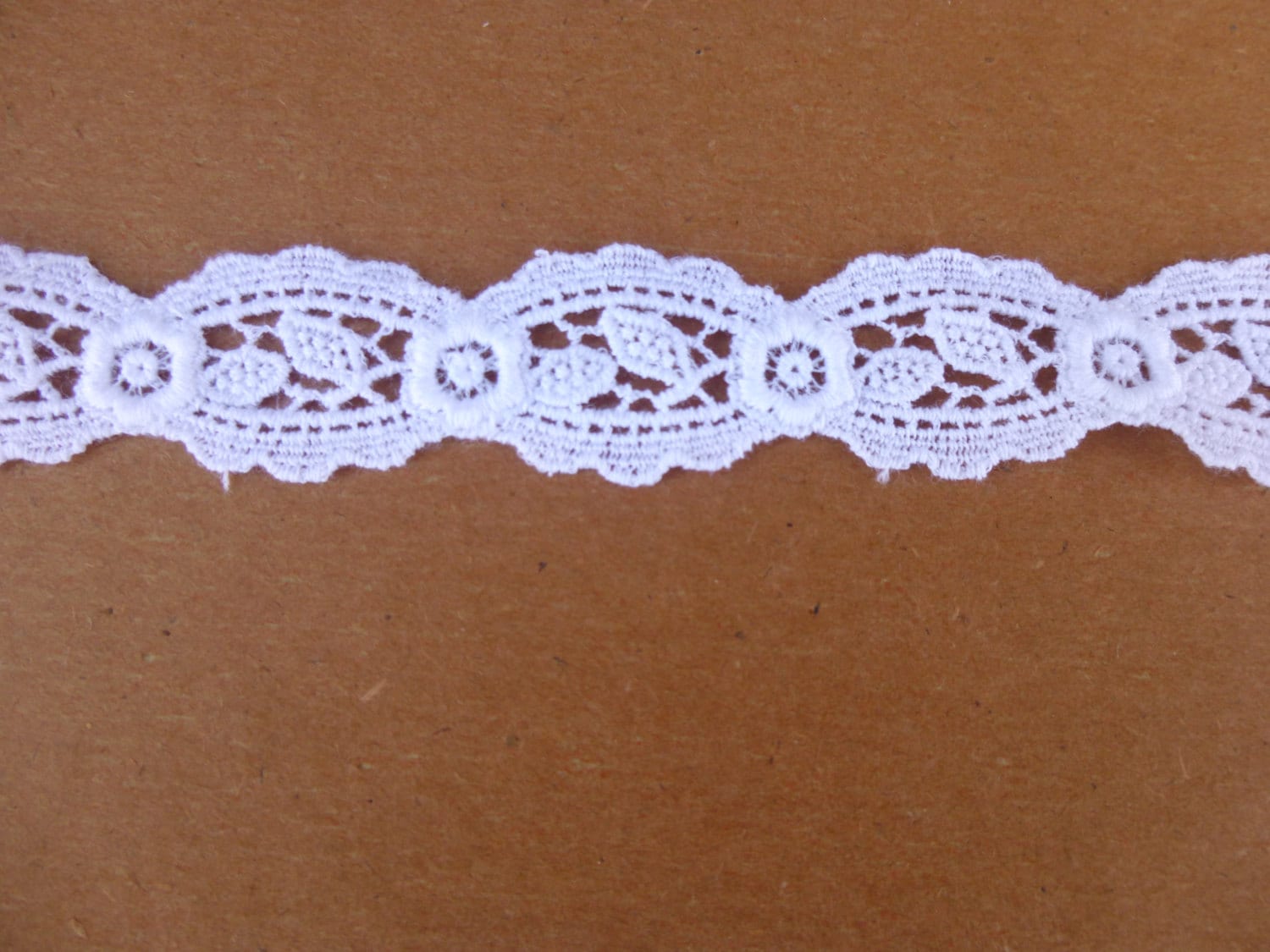 White Fancy Lace Trim – Haute Juice