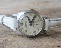 Popular items for vintage womens watch on Etsy