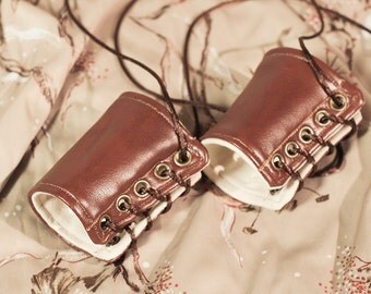 Link gauntlets | Etsy