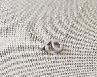 Xo necklace | Etsy
