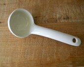 Vintagekindofgirl by Vintagekindofgirl on Etsy