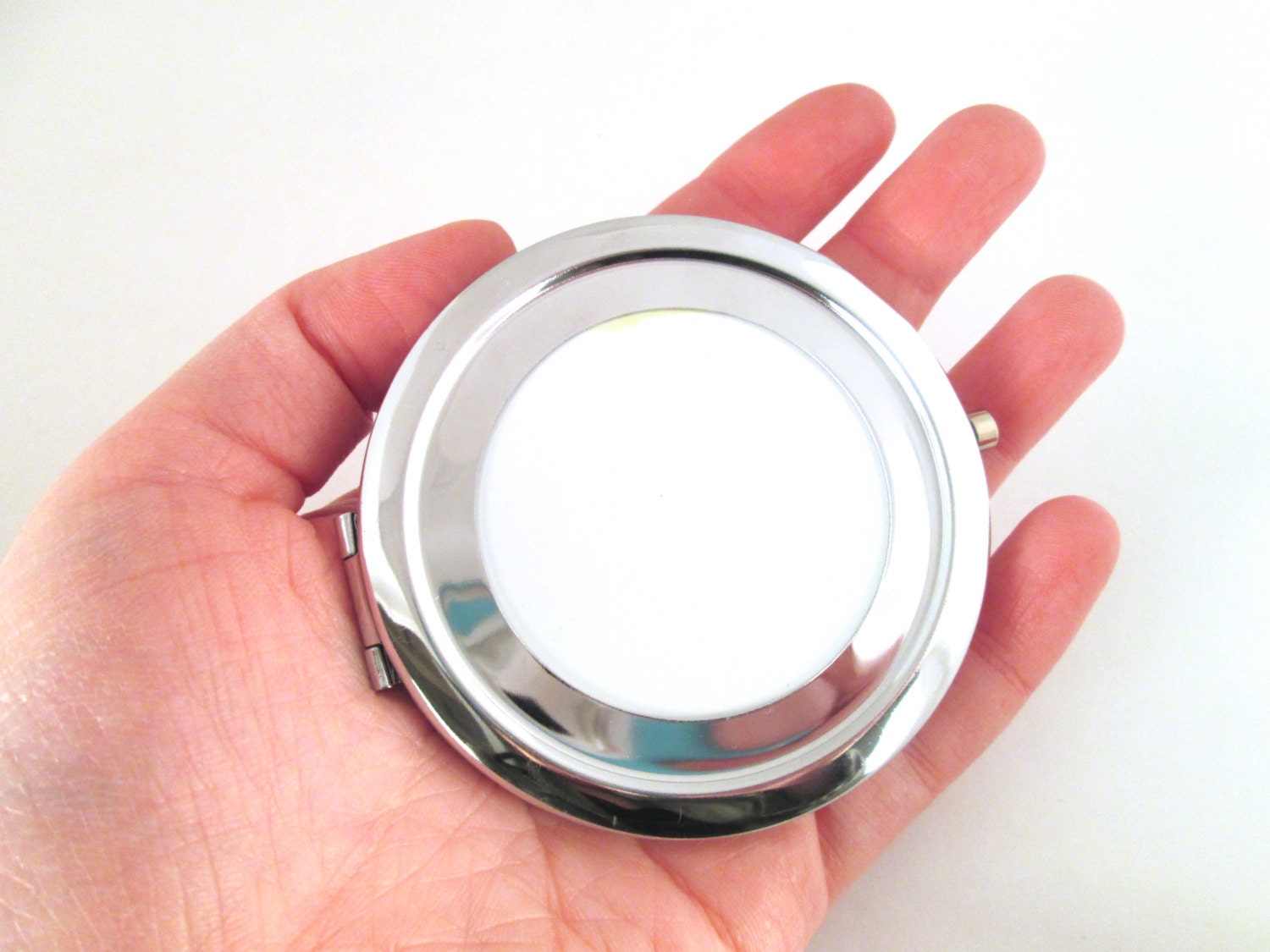 Silver round compact mirror 70mm