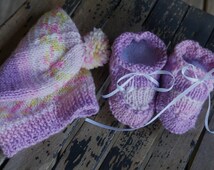 Popular items for self striping yarn on Etsy