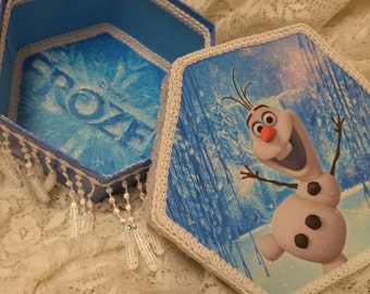 Frozen gift box | Etsy