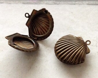 Oyster shell pendant | Etsy