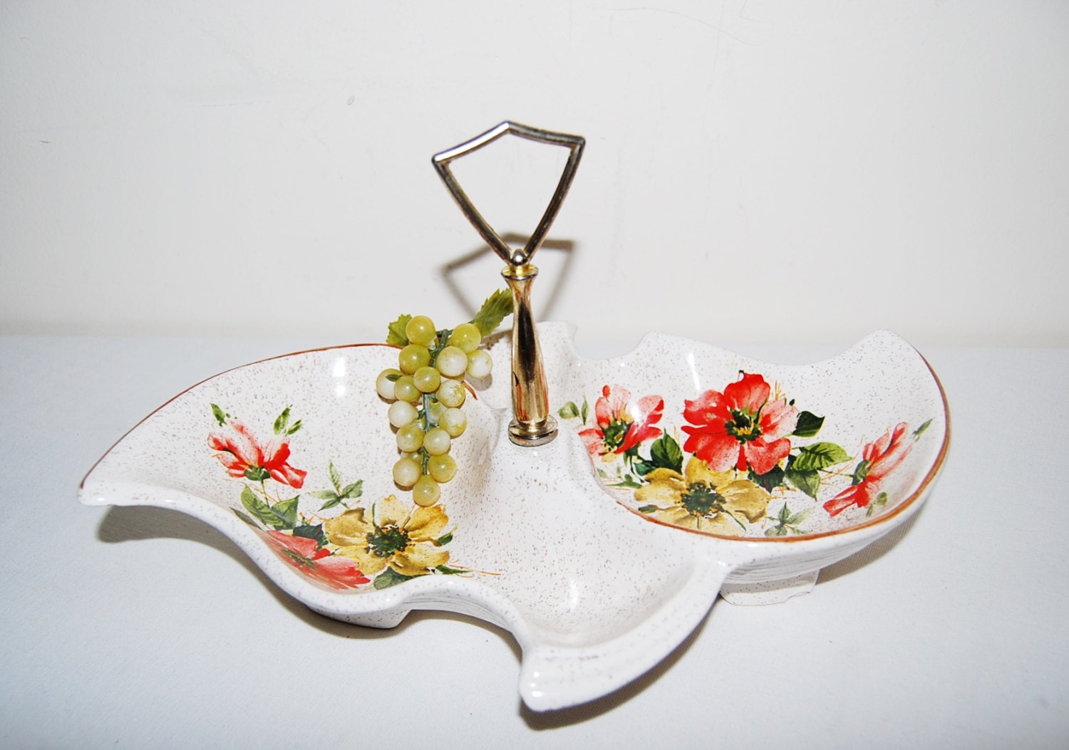 Vintage Dish Divided Server 1970’s with Handle – Haute Juice