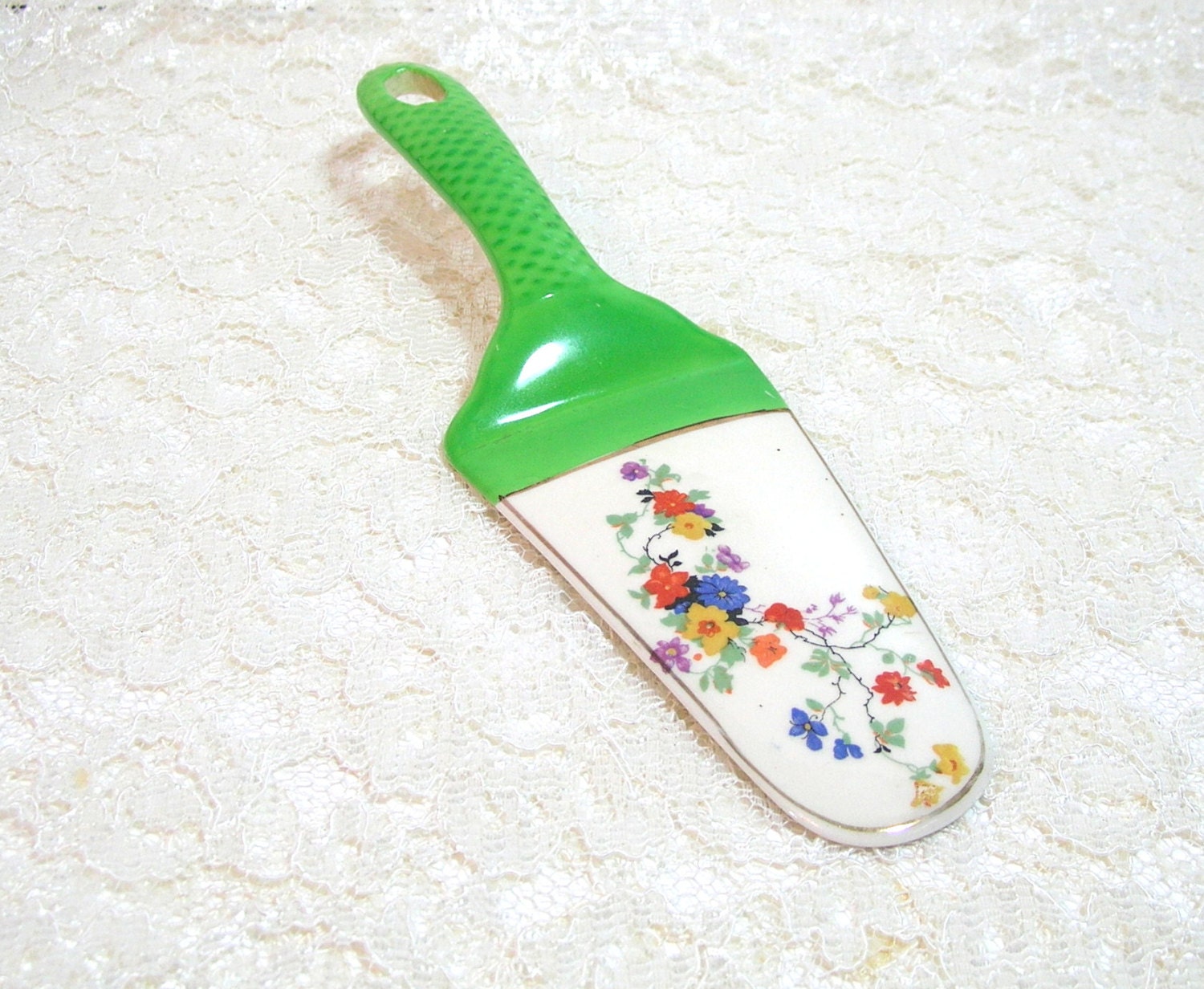 Vintage Ceramic Cake Server – Haute Juice