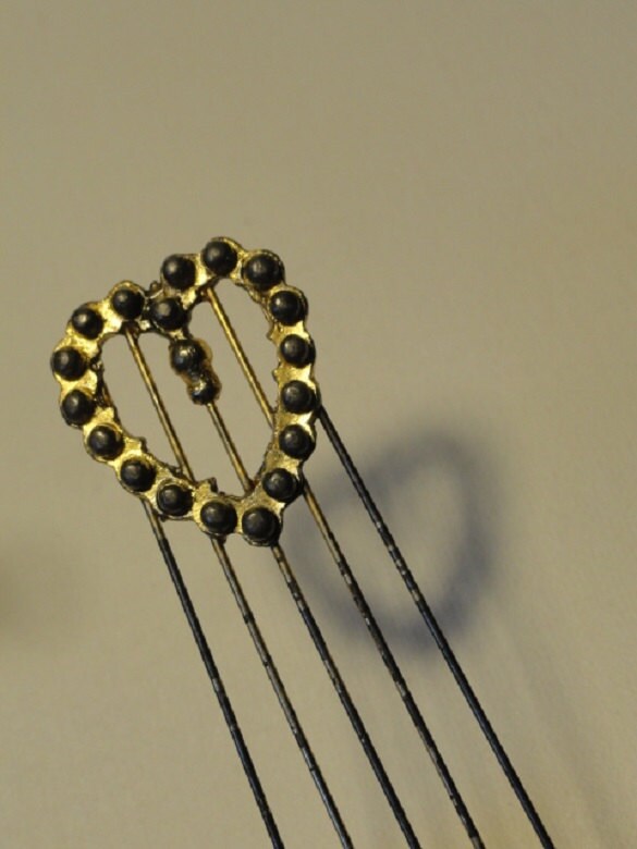 Wedding Hair comb, Vintage Heart Comb, beaded hair accessory – Haute Juice