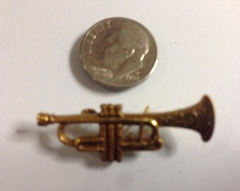 Popular items for trumpet pin on Etsy