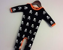 Popular items for skull baby clothes on Etsy