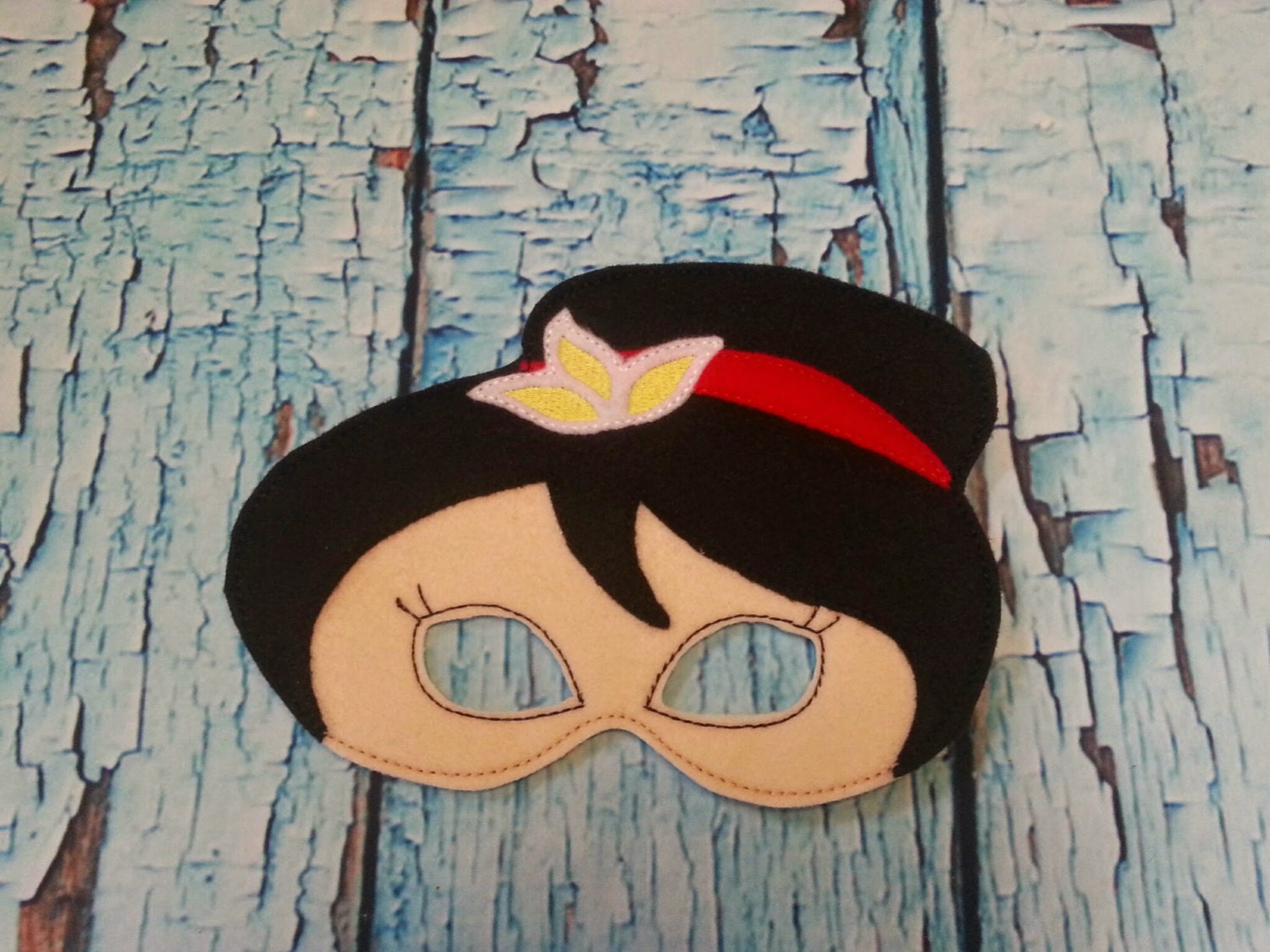 Mulan Mask by Pluzzies on Etsy