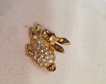 Popular items for rabbit pin on Etsy