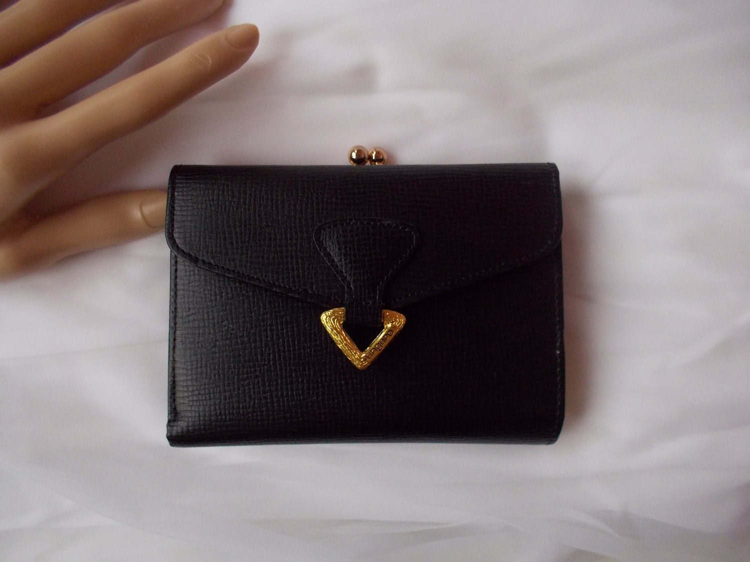 Vintage EMANUEL UNGARO Paris Golden LOGO Black Leather Kisslock Wallet ...