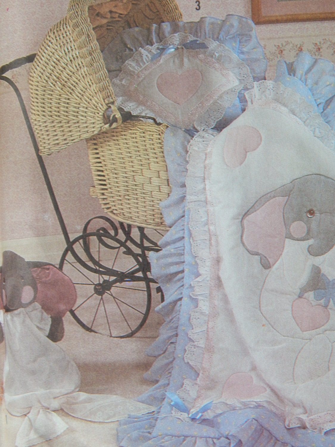 Baby Quilt And Accessories Sewing Pattern/ Simplicity 9076/Baby Snoogle ...