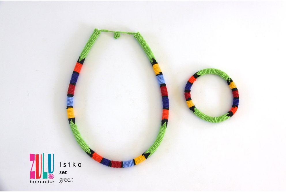 ISIKO Zulu traditional beaded set of necklace and bracelet