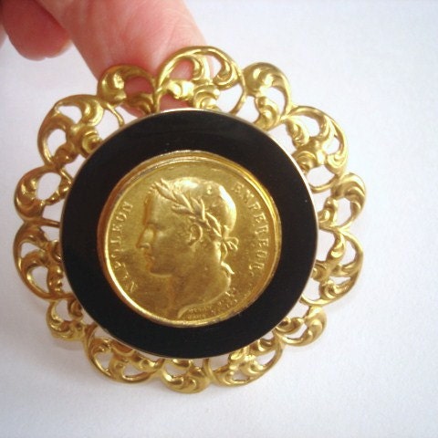 Vintage Jewelry Napoleon Coin Style Brooch Gold Tone – Haute Juice