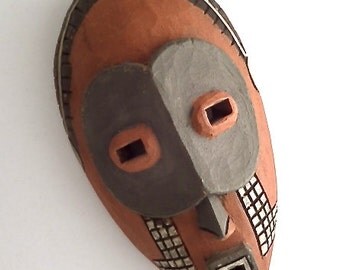 Popular items for african tribal mask on Etsy