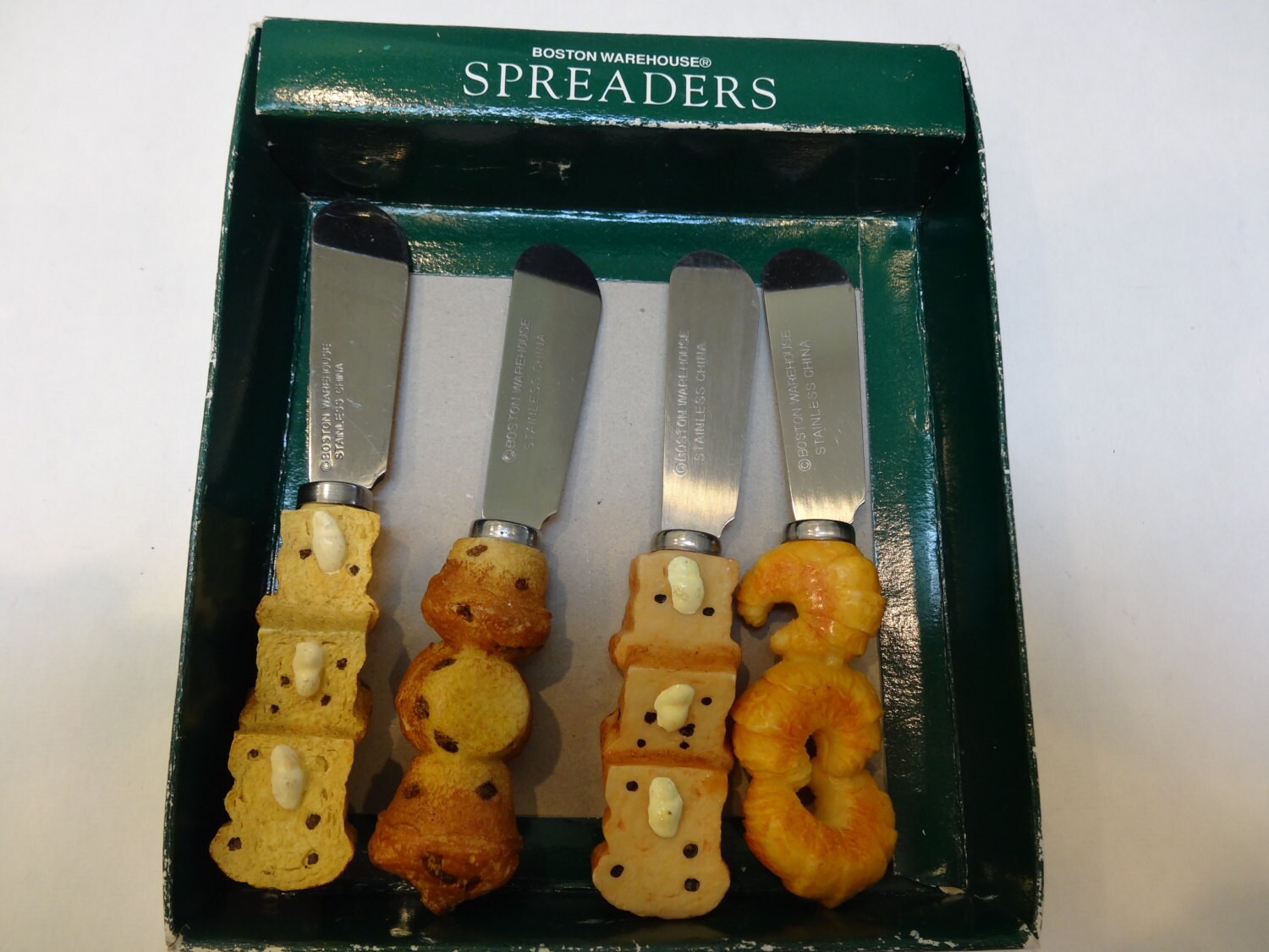 Boston Warehouse, 4 spreaders,a muffin, 2 french toast,1 cousant, circa ...