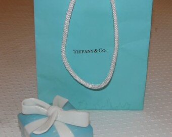 Popular items for porcelain box on Etsy