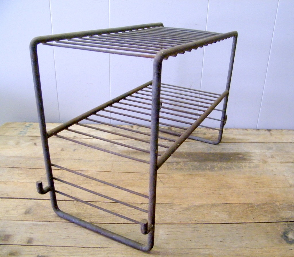 Rusty Old Industrial Metal Wire Storage Display Rack – Haute Juice