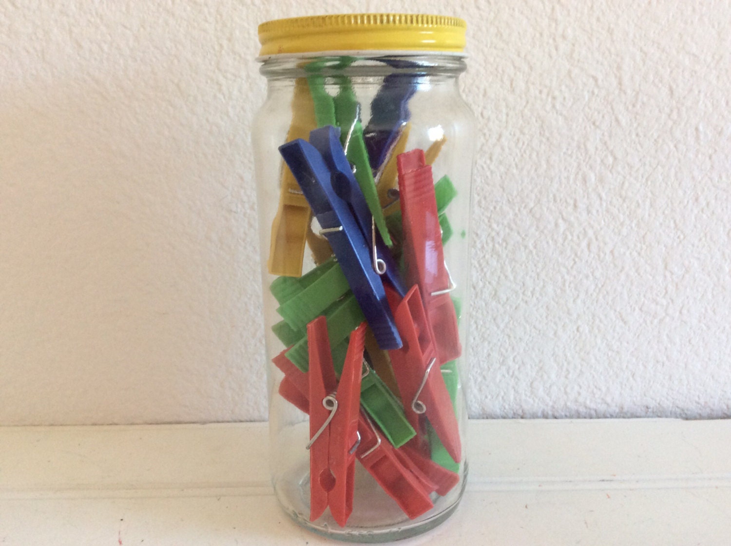 Vintage Glass Jar With Vintage Clothespins – Apothecary Jar – Red Green ...