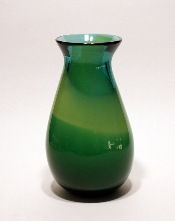 Hand Blown-Green-Glass Vase Hand Blown-Green-Glass Vase