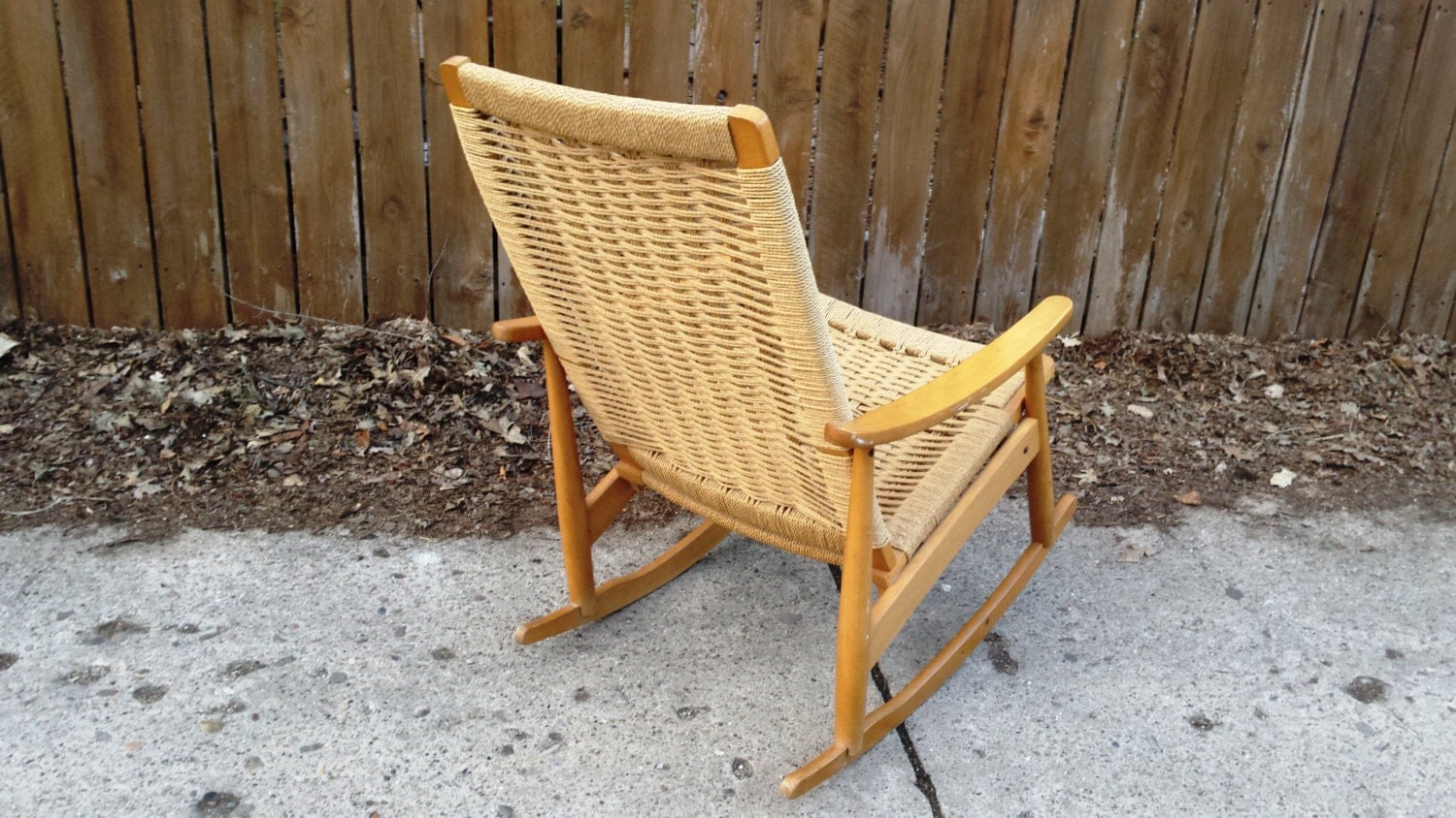 Scandinavian Modern Rope Rocking Chair Wegner-style 1960s – Haute Juice