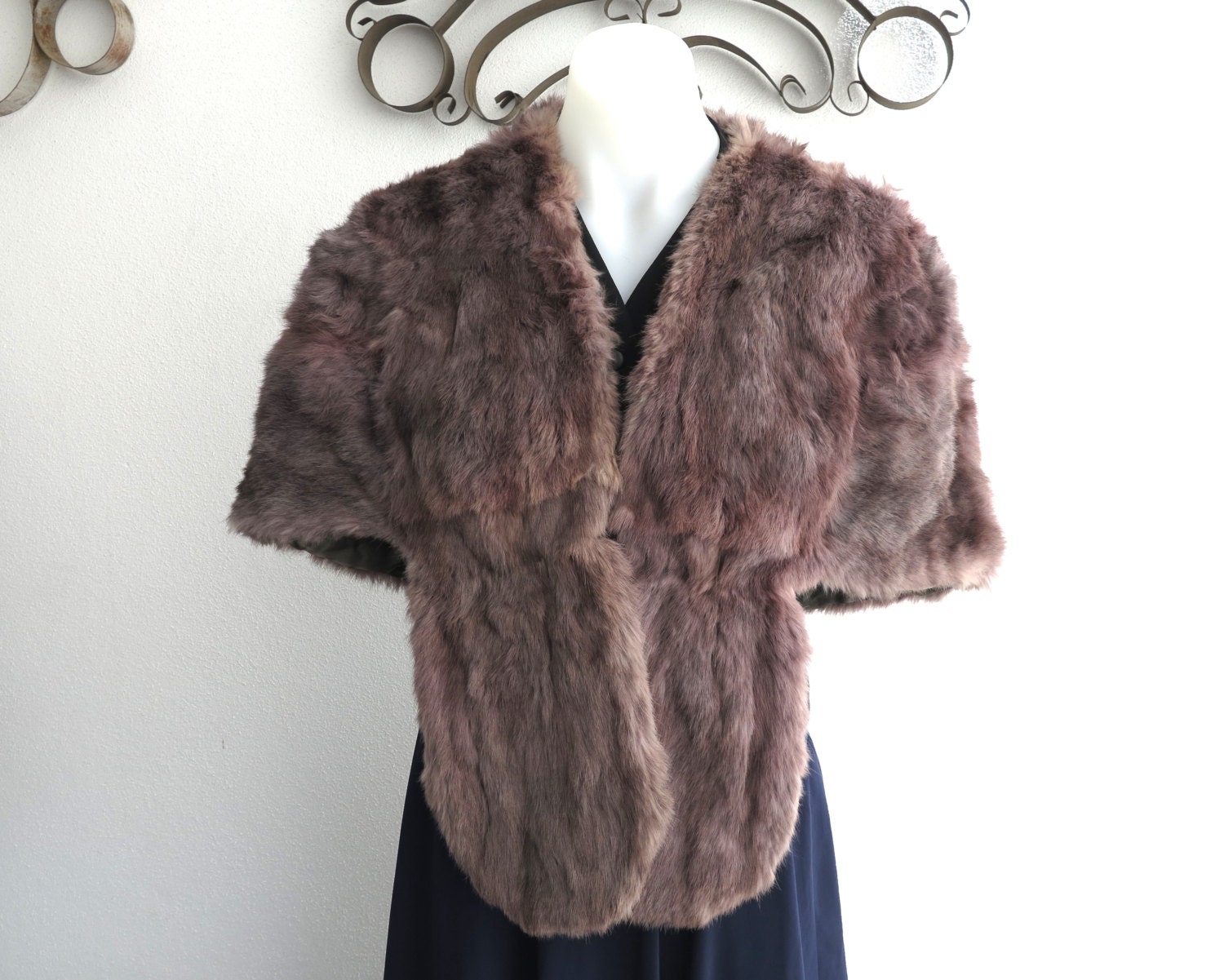 Vintage lavender colored rabbit fur, structured capelet shawl ...