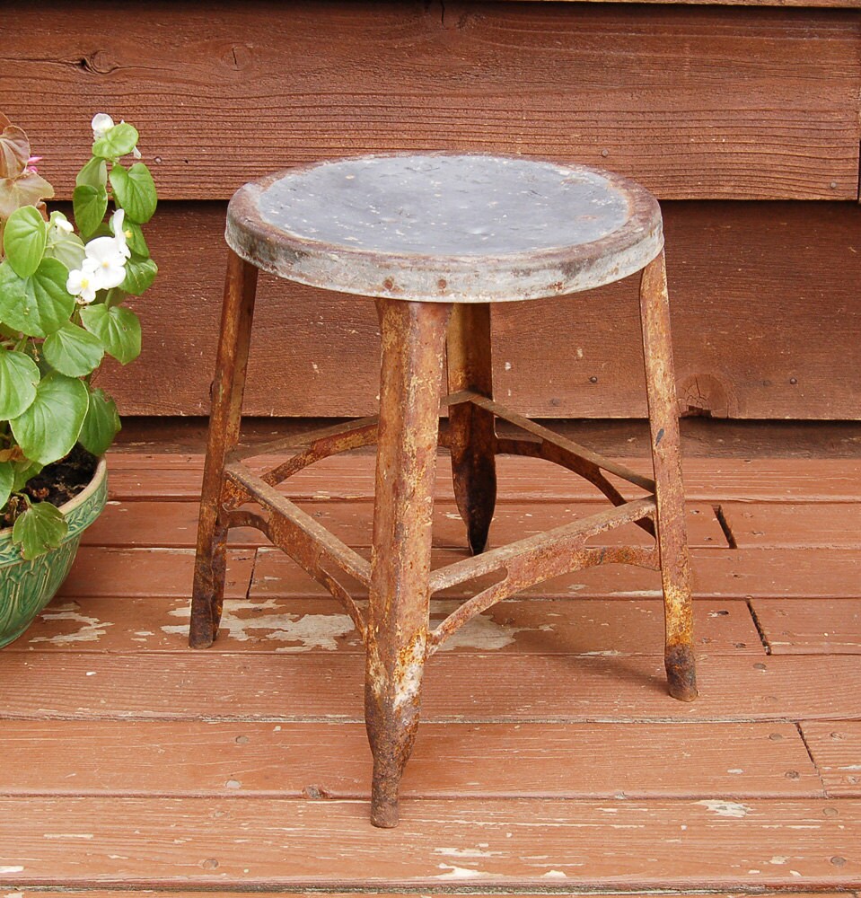 Vintage Industrial Style Metal Stool, Milking Stool, Rusty Metal Stool ...