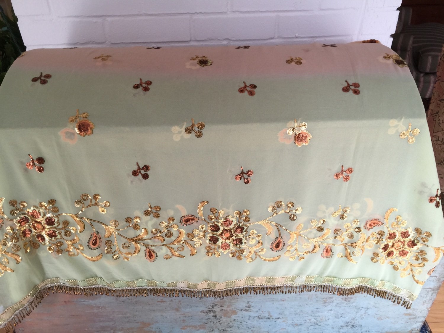 Gorgeous Vintage Indian Dupatta Scarf – Palest Green and Pink w Heavy ...