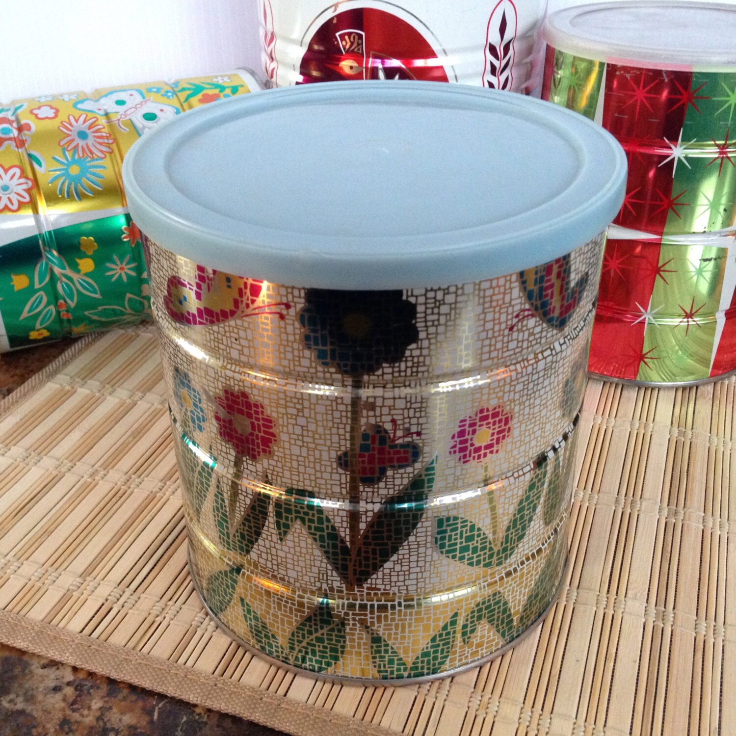 Vintage coffee tin container with a retro flower design – Haute Juice