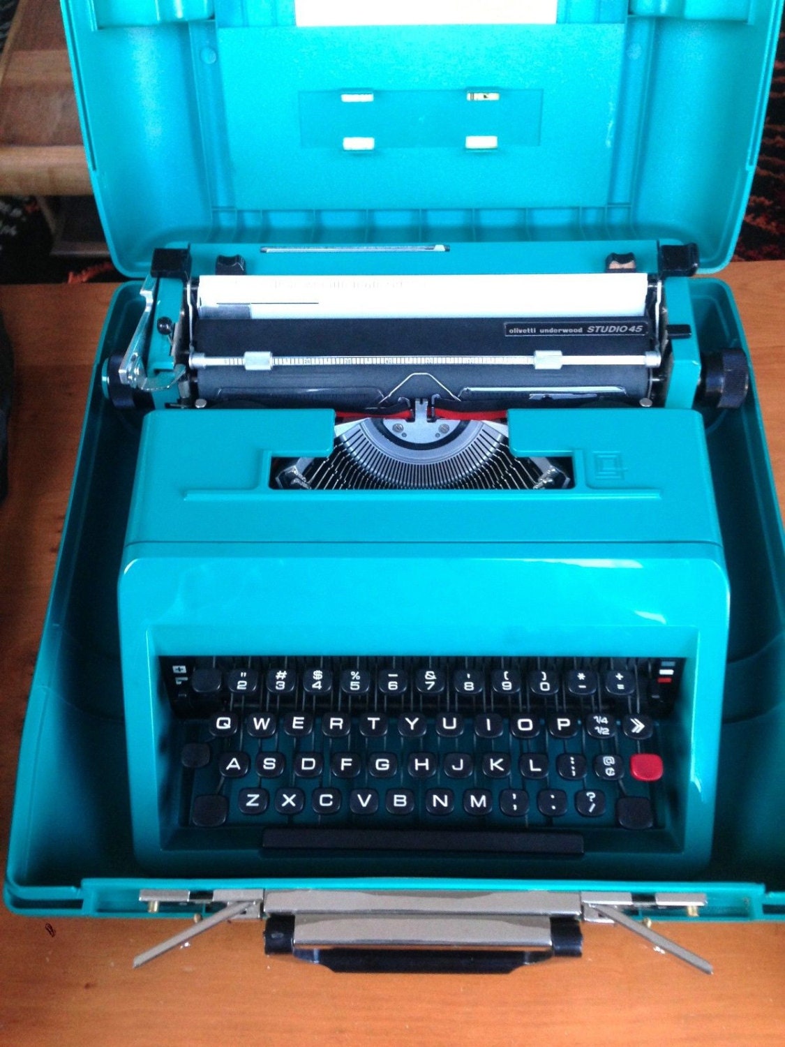 Olivetti Underwood Studio 45 Teal Typewriter-Mid Century Modern ...