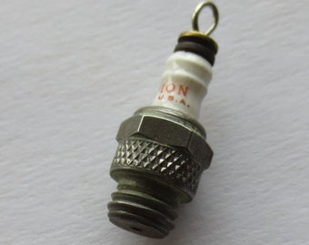 Vintage spark plug | Etsy