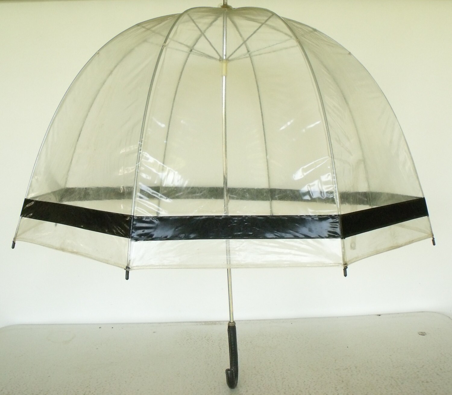 Vintage Dome Umbrella 60s Clear Bubble Mod Vinyl Black Trim – Haute Juice