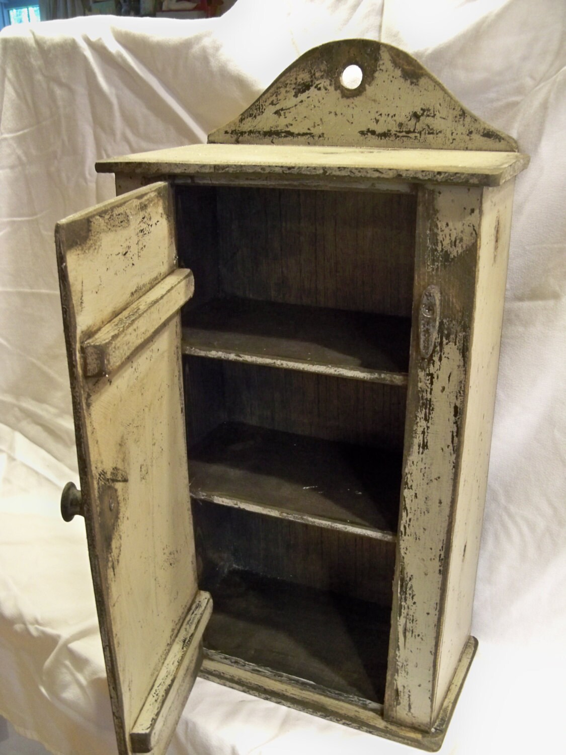 Small Shaker Wall Cabinet