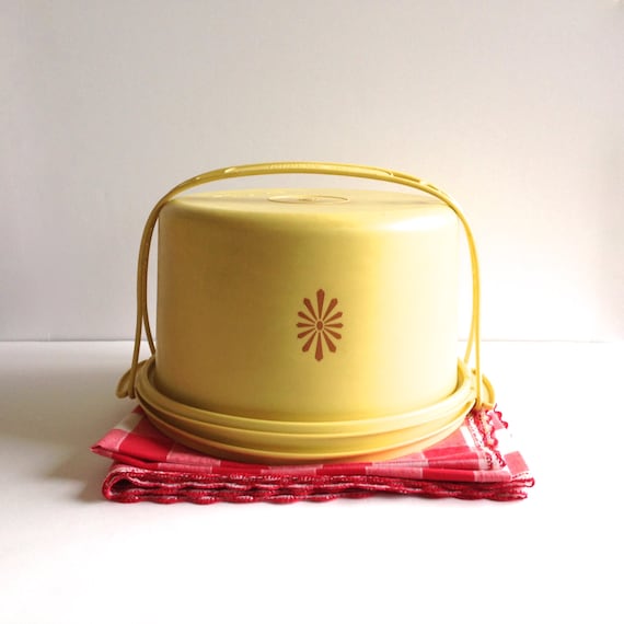 Large Yellow Vintage Tupperware Cake Carrier by MissSarahBelle