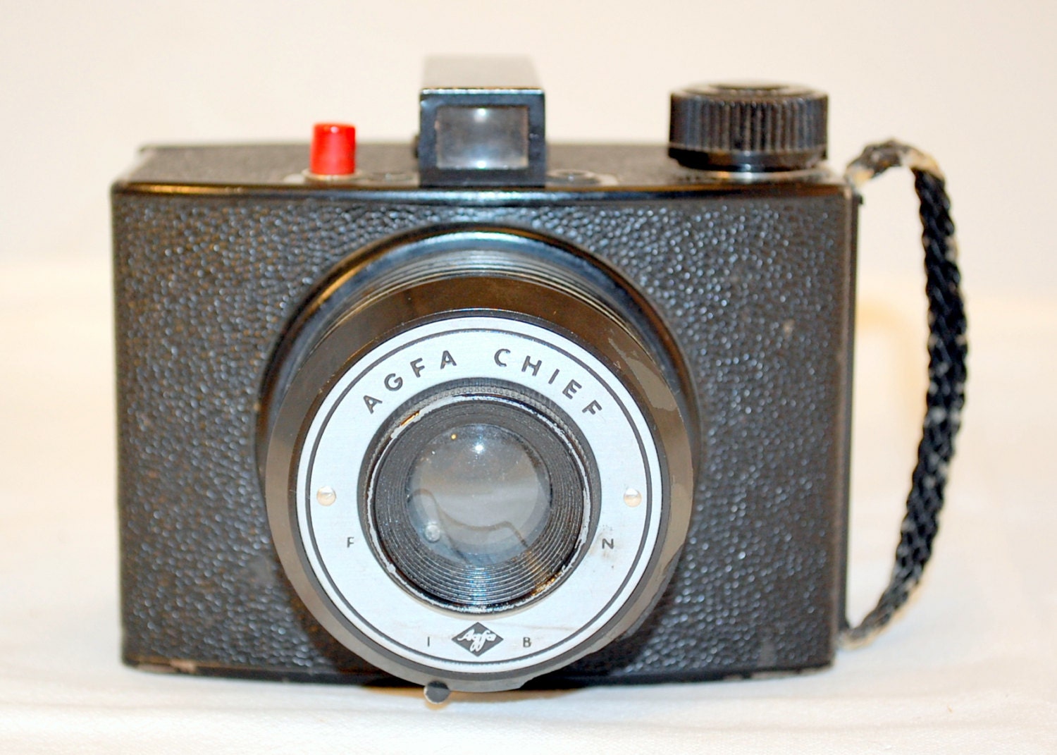 Vintage Agfa Chief Box Film Camera with by RandallJohnsonBlades