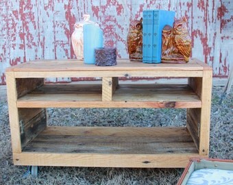 Upcycled Metal Crate Seat on Casters by PalletProductionsQJV