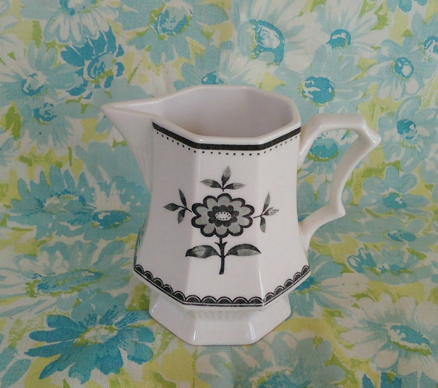 Vintage Creamer Independence Ironstone Interpace Flower Creamer – Haute ...
