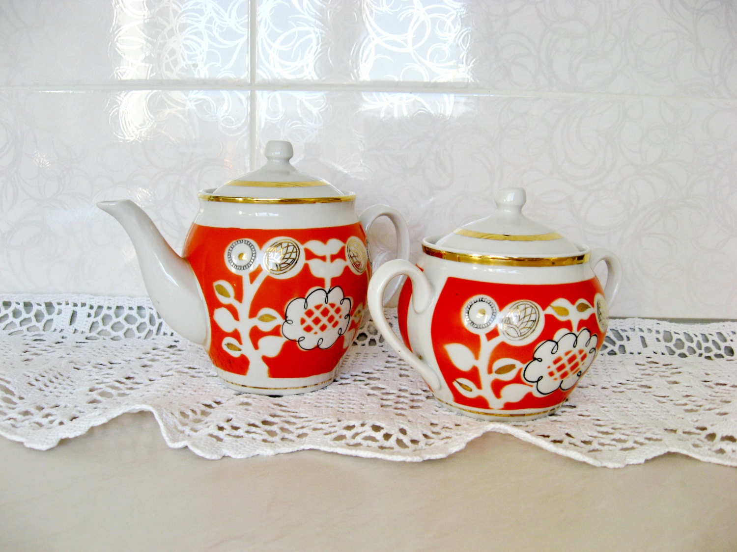 Vintage porcelain teapot and sugar bowl/ teapot set/ sugar bowl with ...