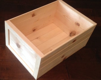 Wooden toy box | Etsy