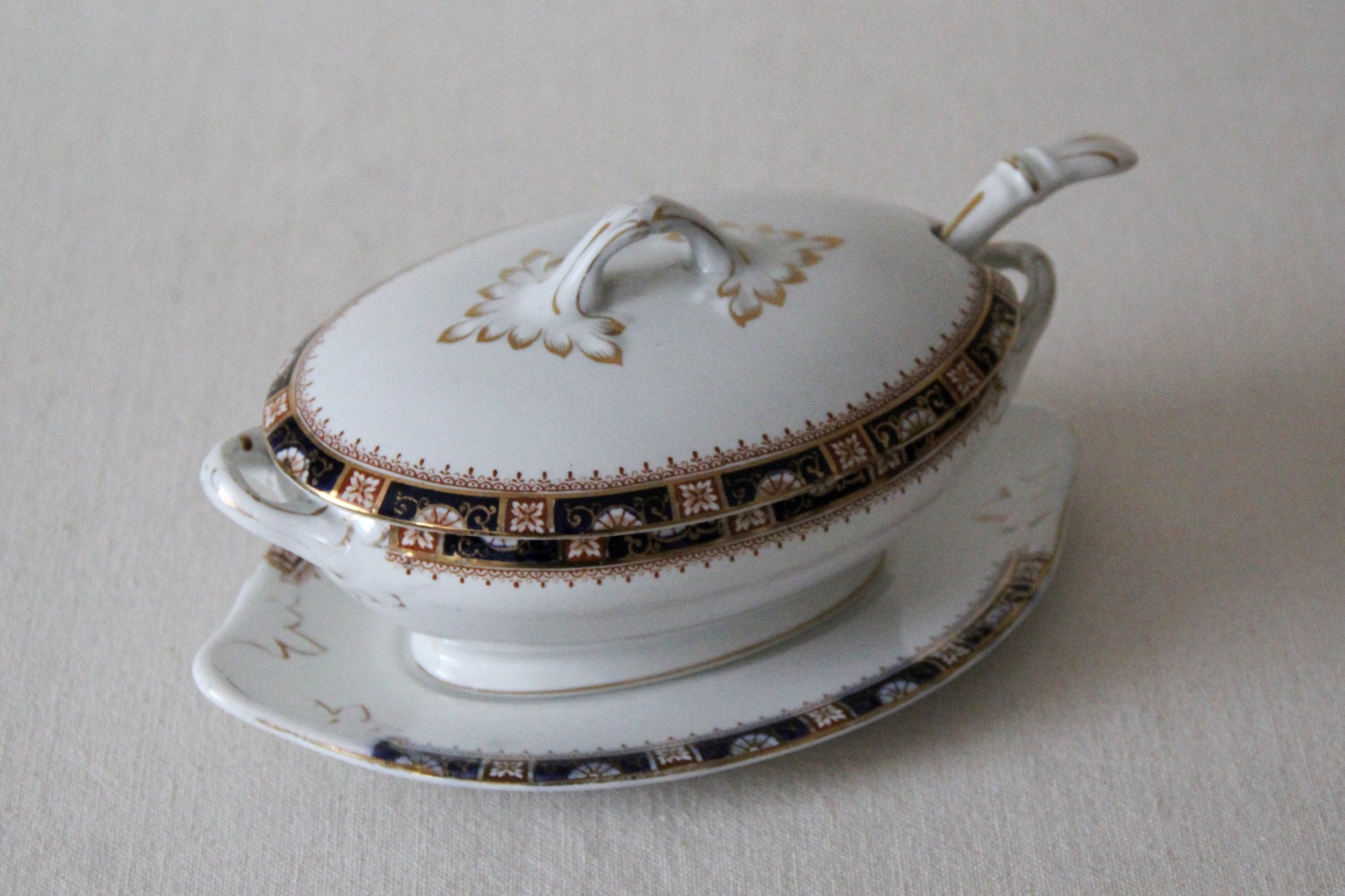SALE – Vintage Tureen Set – Vintage Ceramic White, Gold and Black ...